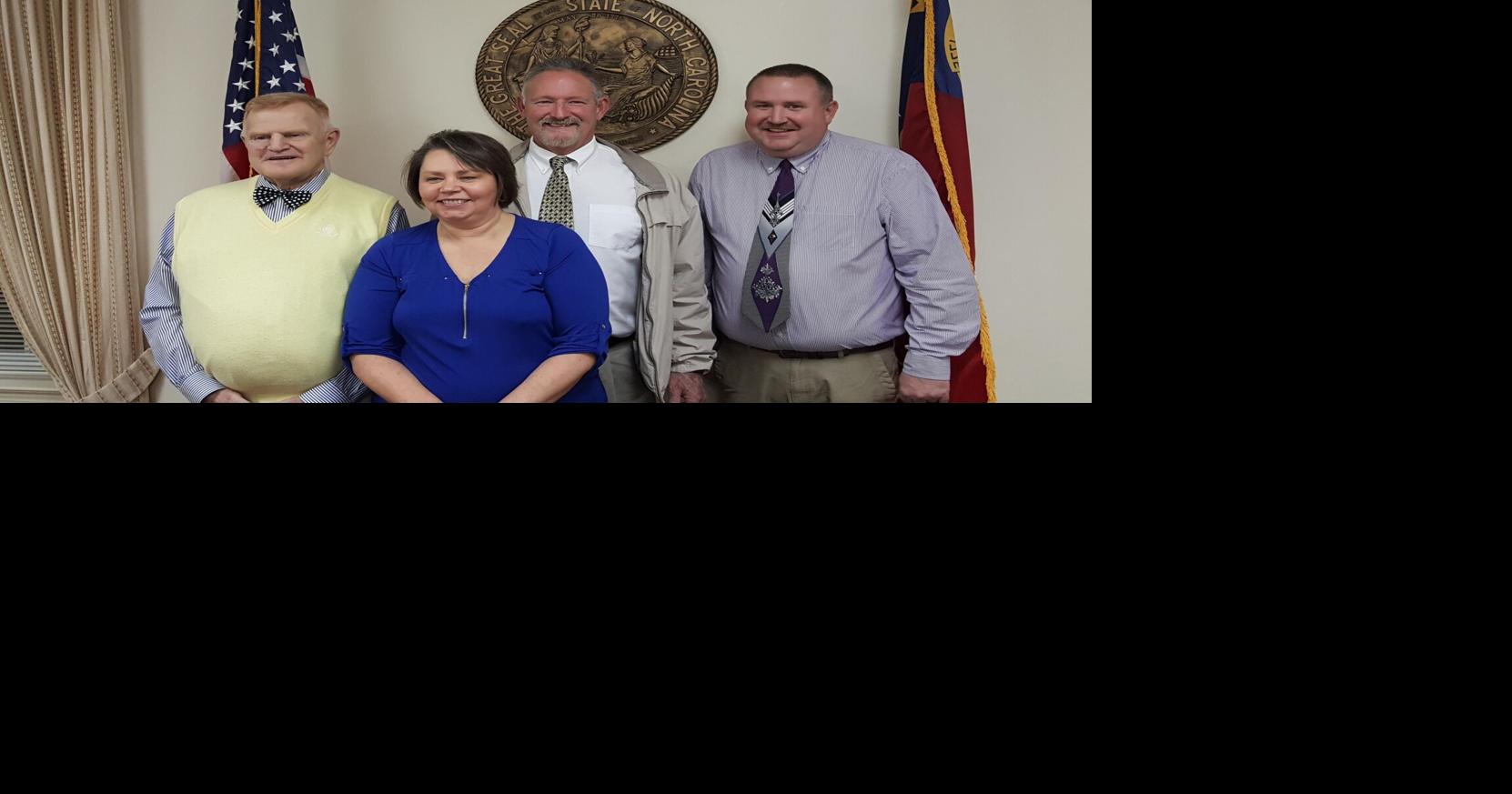 Caudle sworn in as Ramseur mayor | News | courier-tribune.com