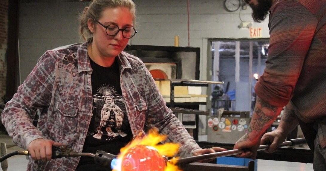 Starworks' next HGCB to feature Silicasaurus Glassworks | Entertainment ...