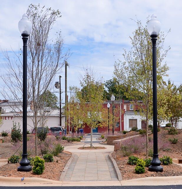 Commerce Square, phase one, nearly done | News | courier-tribune.com