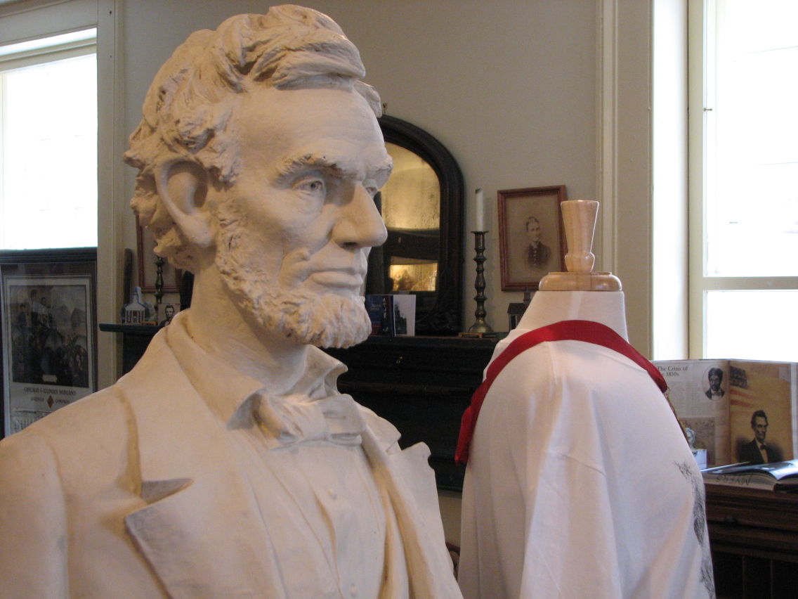 Metamora Courthouse debuts "Lincoln's Face" exhibit | News ...