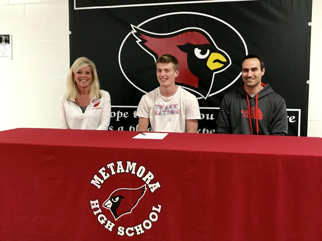 Metamora's Poston signs for track and field with SIU-E | Sports ...