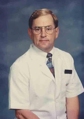 Clifford E. Bohlman | Obituaries | courierpapers.com