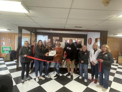 Cutting the Ribbon on New Cozad Business | News | cozadlocal.com