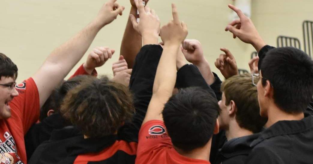 Makers Back on Winning Streak Following Loss to Amherst Broncos ...