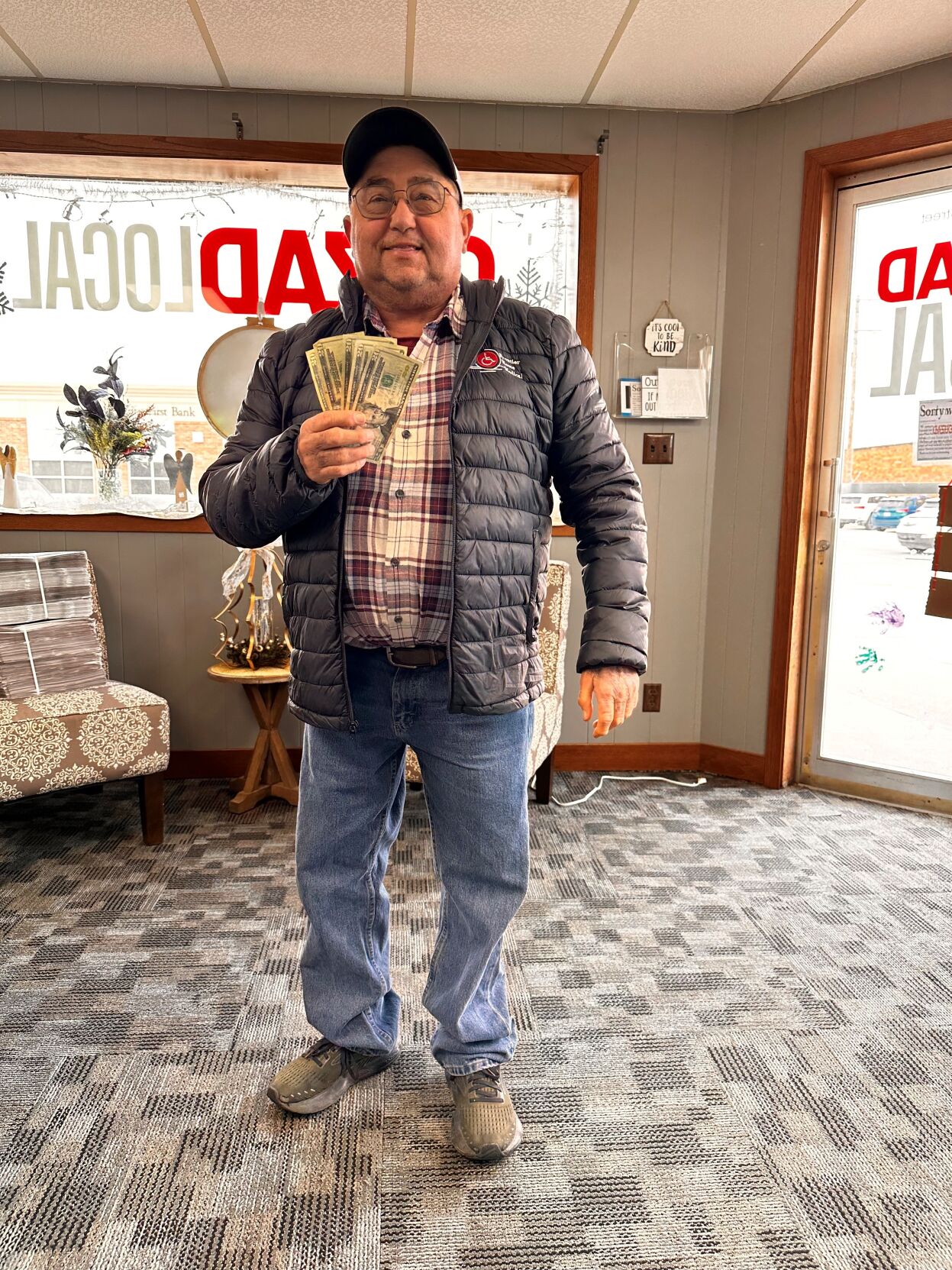 Love Wins Big in LOCAL Football Contest | News | cozadlocal.com