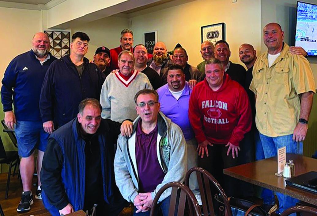Falcon Family Fundraiser nets $1,000 | Sports | cranstononline.com