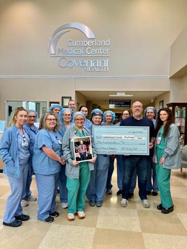 Honoring Dr. Bise with Playhouse gift | Business | crossville-chronicle.com