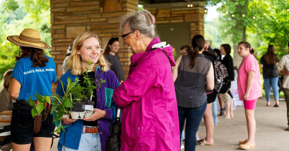 University of Tennessee to host “Garden Buzz: The Celebration of ...