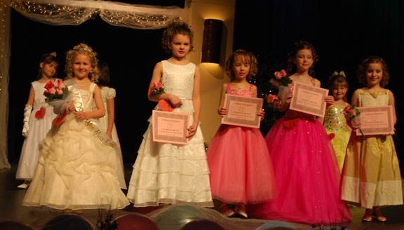 PHOTO GALLERY: 2009 Stone Memorial High School pageants | School News ...