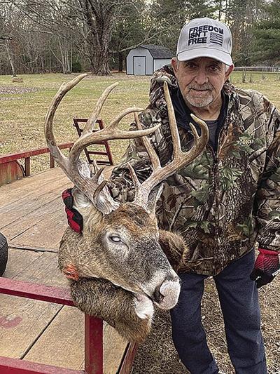 Thomas gets 15-point buck | Local Sports | crossville-chronicle.com