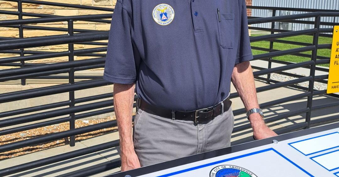Clapper in Airport Hall of Fame | Community | crossville-chronicle.com