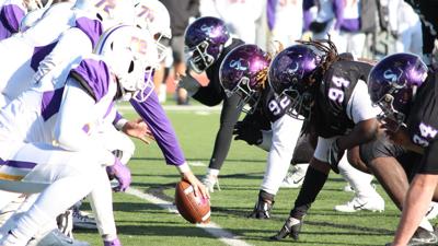 Southwestern football kicks off | Sports | ctnewsonline.com