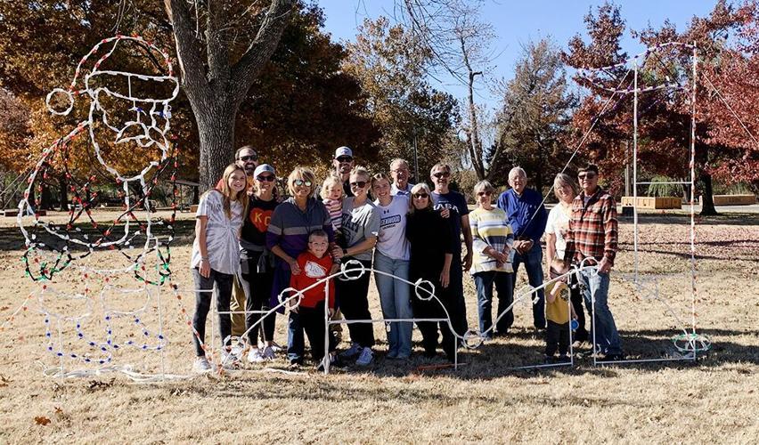 Foundation, light display honors Stinson | News | ctnewsonline.com