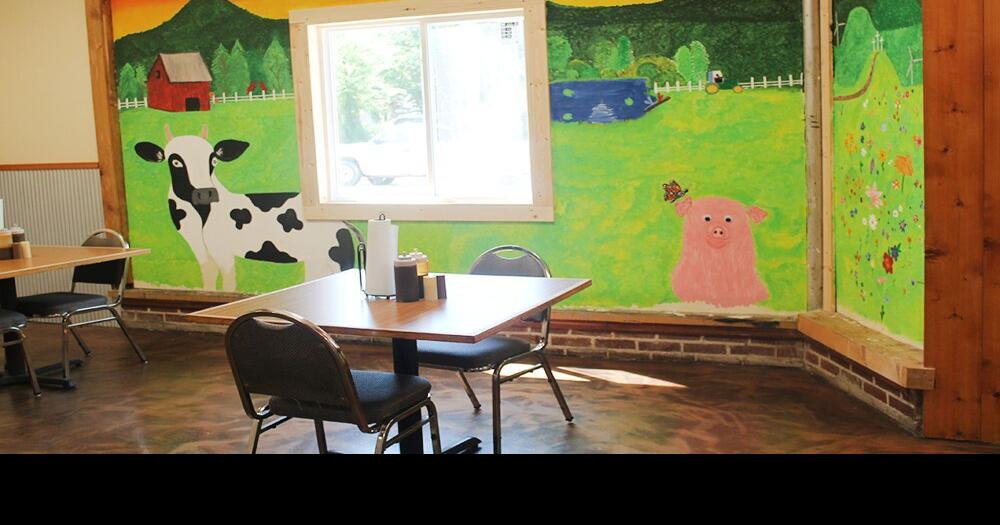 Boss Hog’s gets new murals, windows | News | ctnewsonline.com