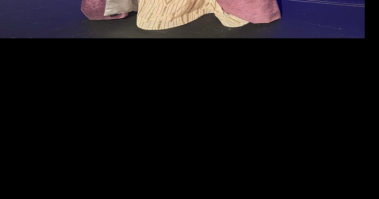 Varela, life-long Ark City girl, crowned Queen Alalah LXXXIX | News ...