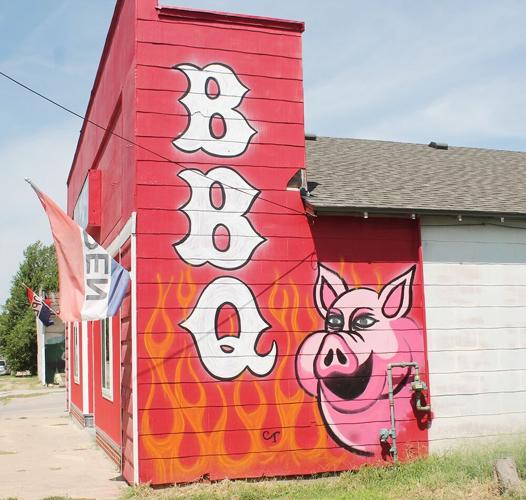 Boss Hog’s gets new murals, windows | News | ctnewsonline.com