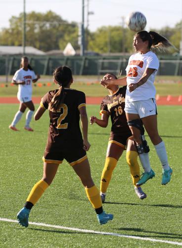 Lady Tigers overcome slow start to beat Broncbusters | Sports ...