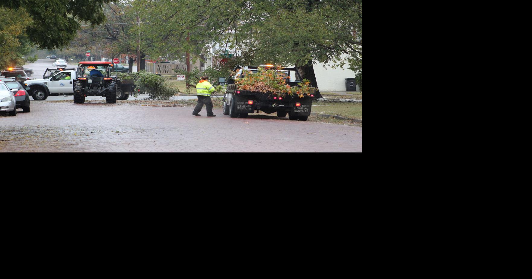 City begins long process of cleaning up fallen limbs, branches | News ...