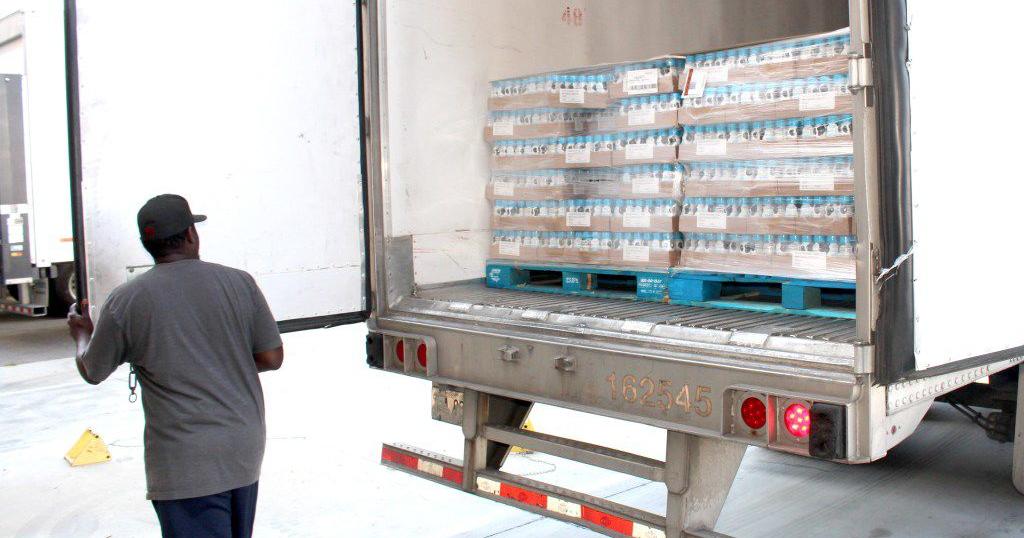 KanPak donating milk to Kansas Food Bank | Business | ctnewsonline.com