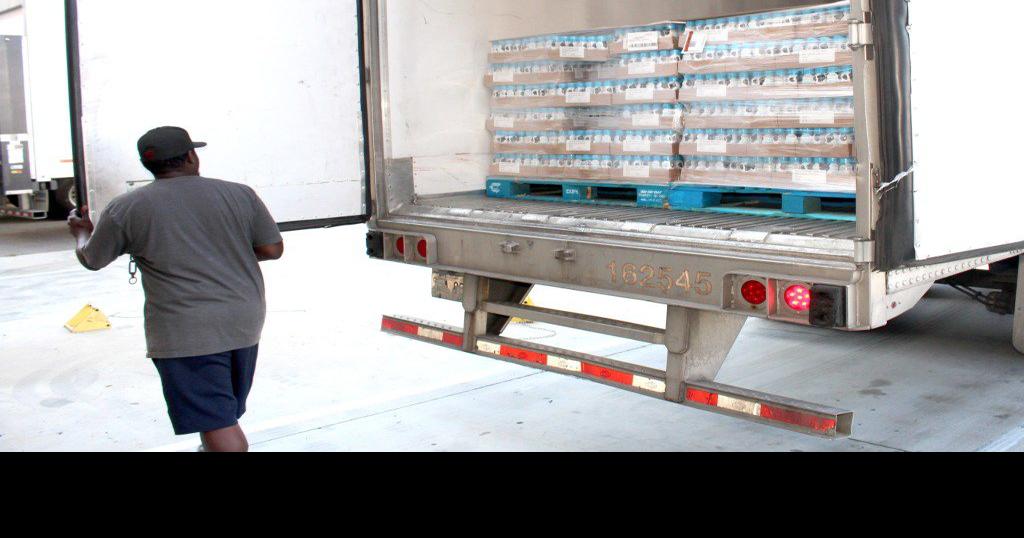 KanPak donating milk to Kansas Food Bank | Business | ctnewsonline.com