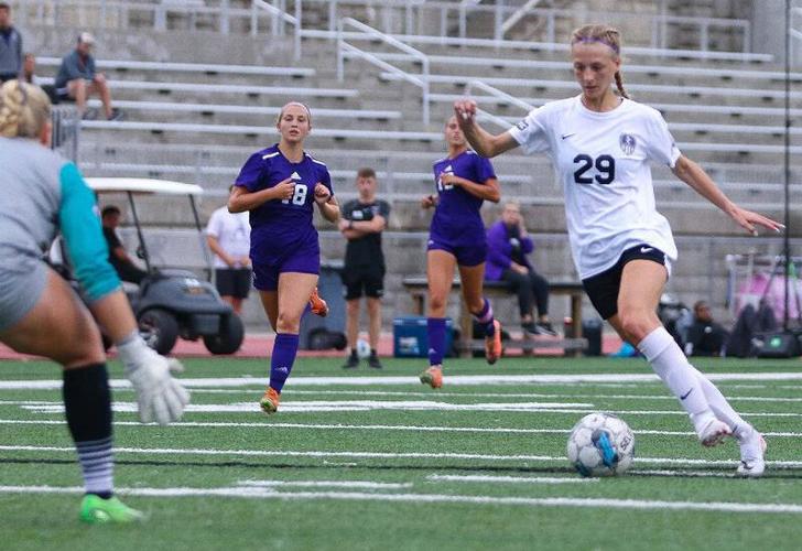 Kuhn, Lund pace Lady Builders | Sports | ctnewsonline.com