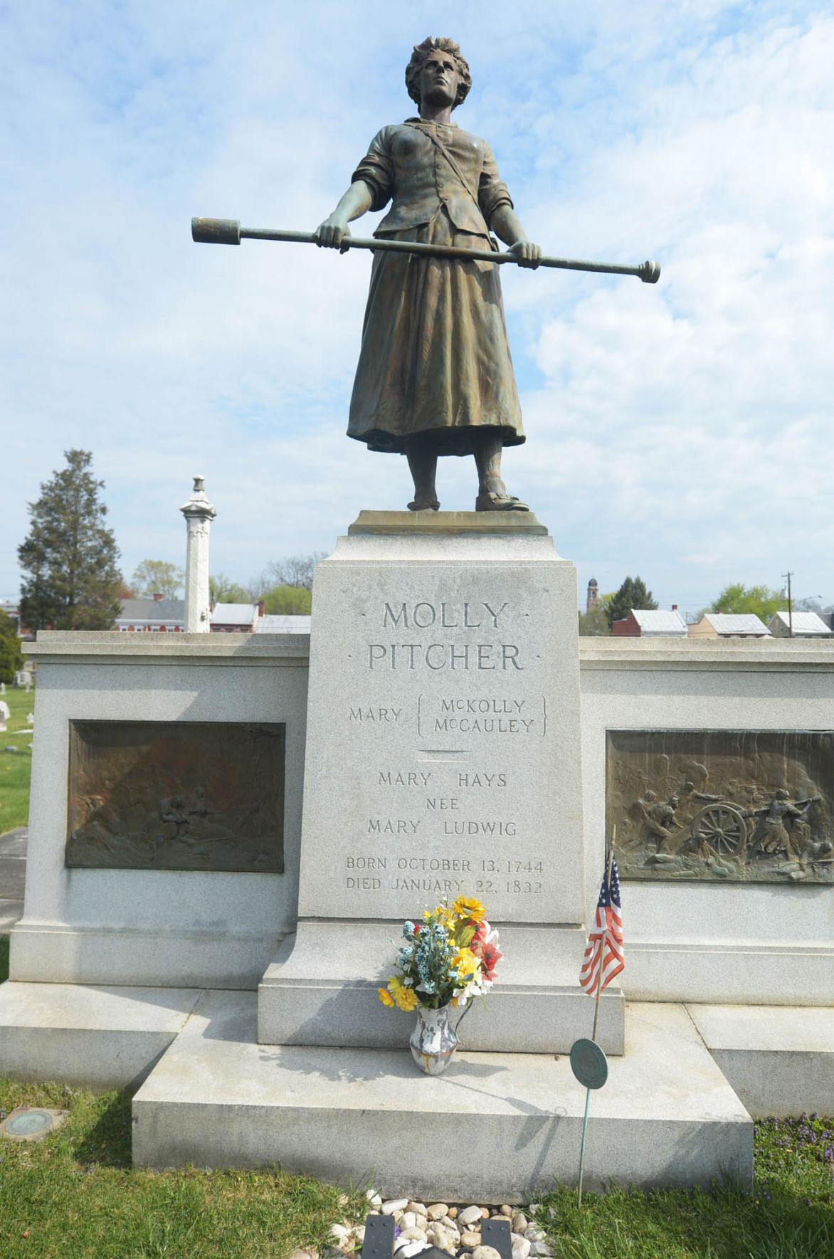 Graves in the Valley: A Revolutionary War heroine