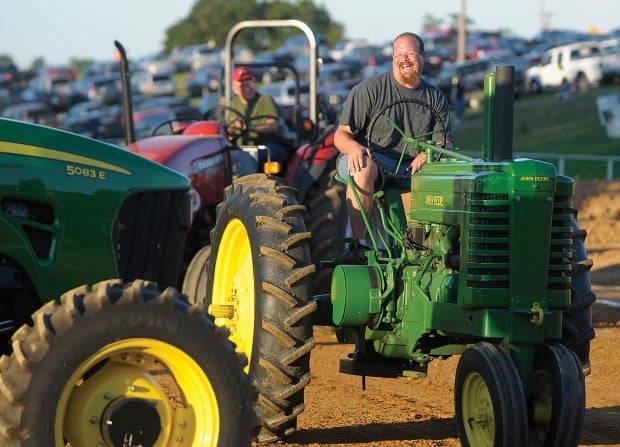 Antique tractors pull their weight at Shippensburg fair | The Sentinel ...