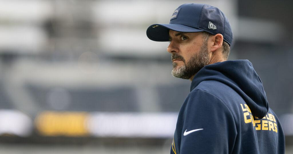 Ravens hire Chargers defensive coordinator Jesse Minter as head coach