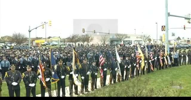 Procession honors fallen Pennsylvania state police trooper