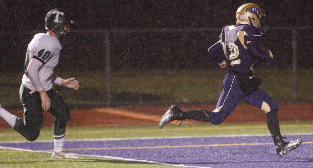 Football: Boiling Springs rolls past Trinity