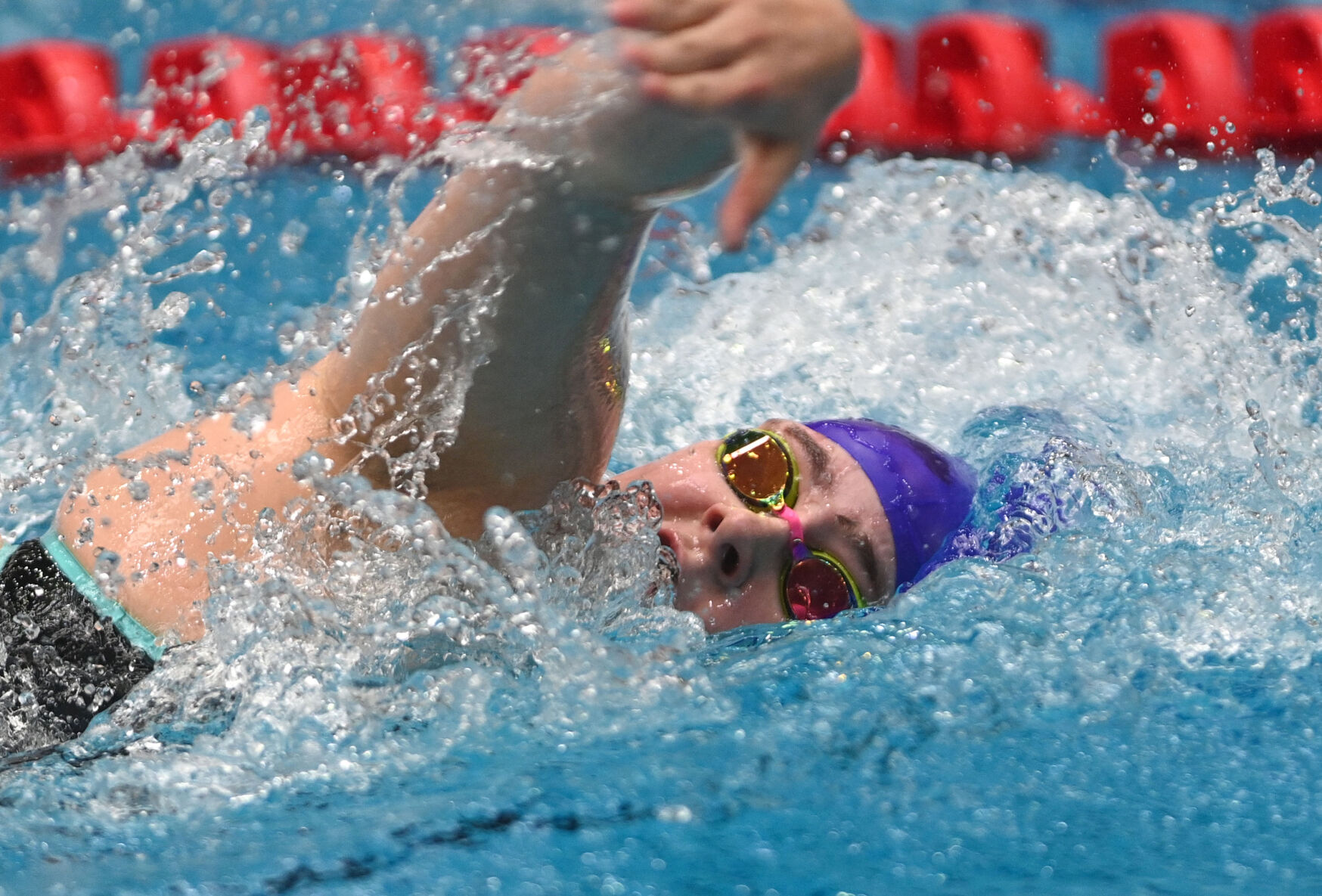 Boiling Springs' Heyman sprints to District 3 100 free gold