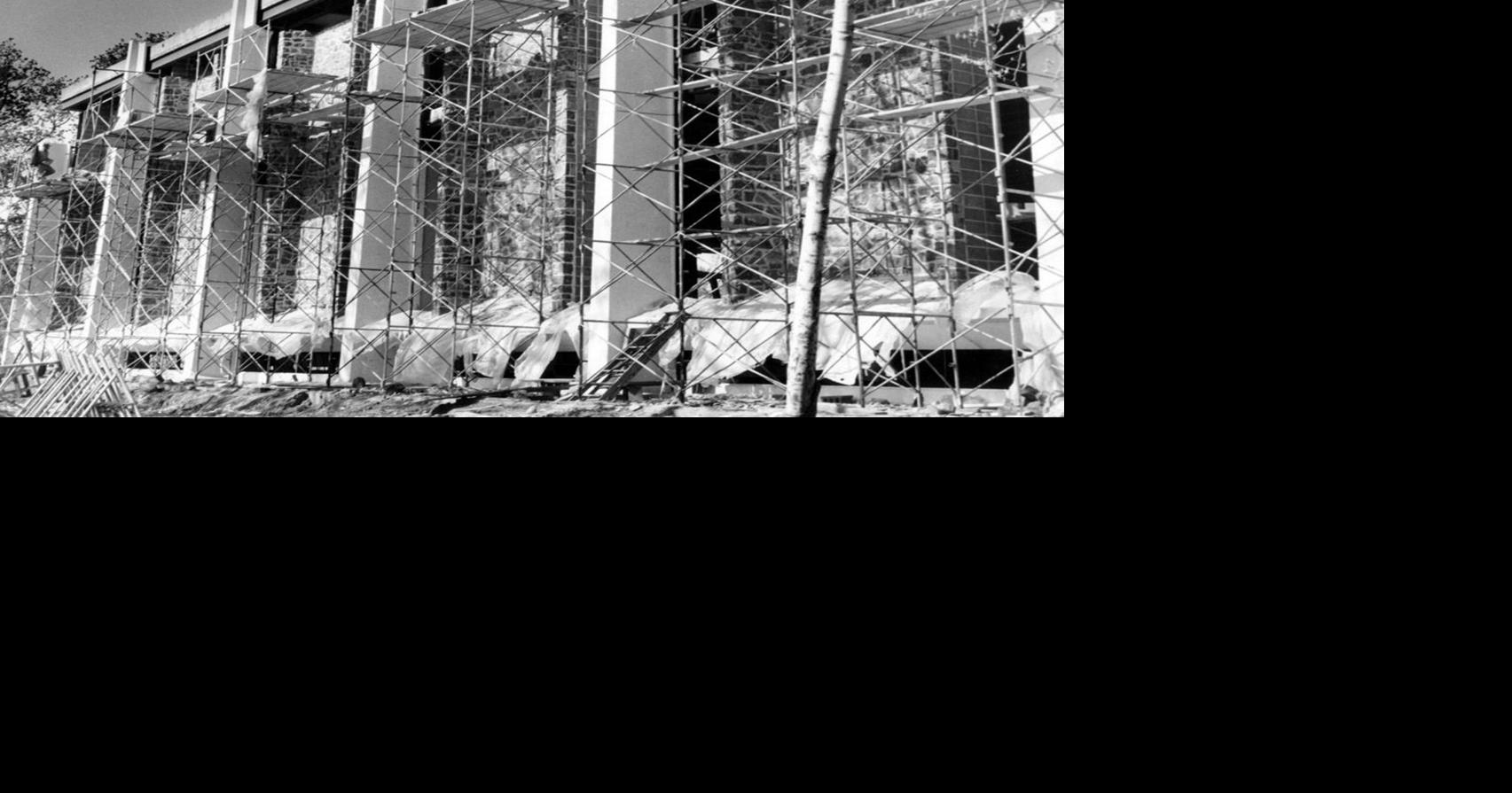 Dickinson College dedicated Spahr Library 50 years ago