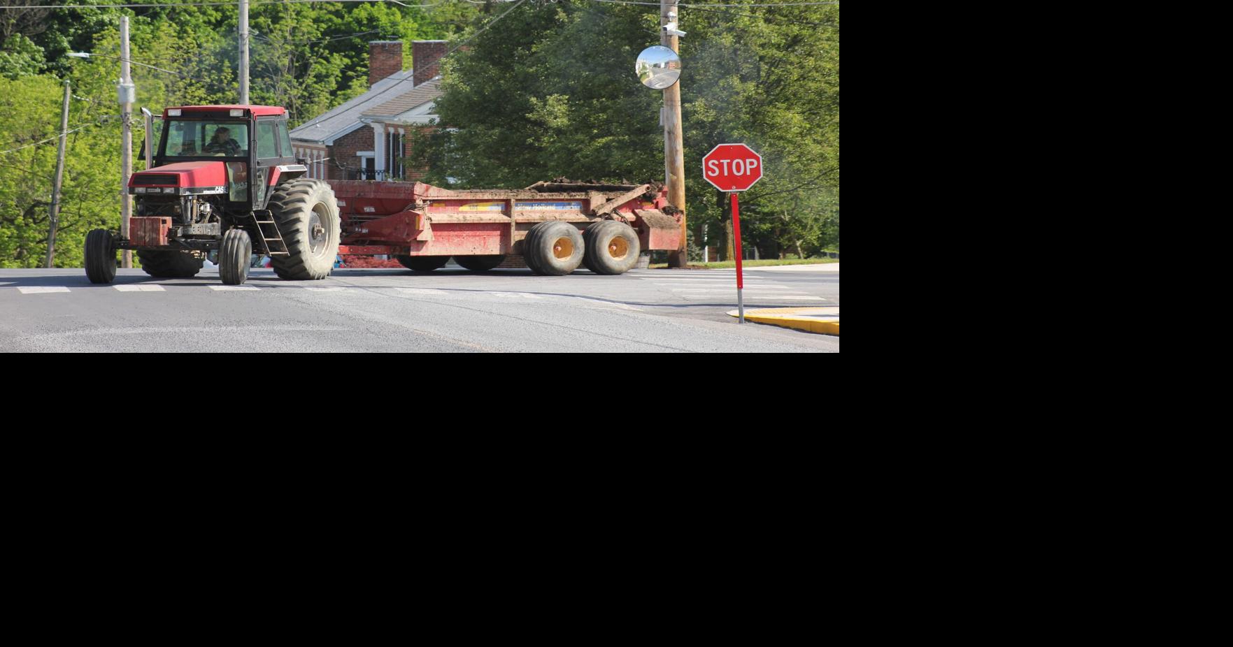#APhotoADay: Day 140 - Tractor turn