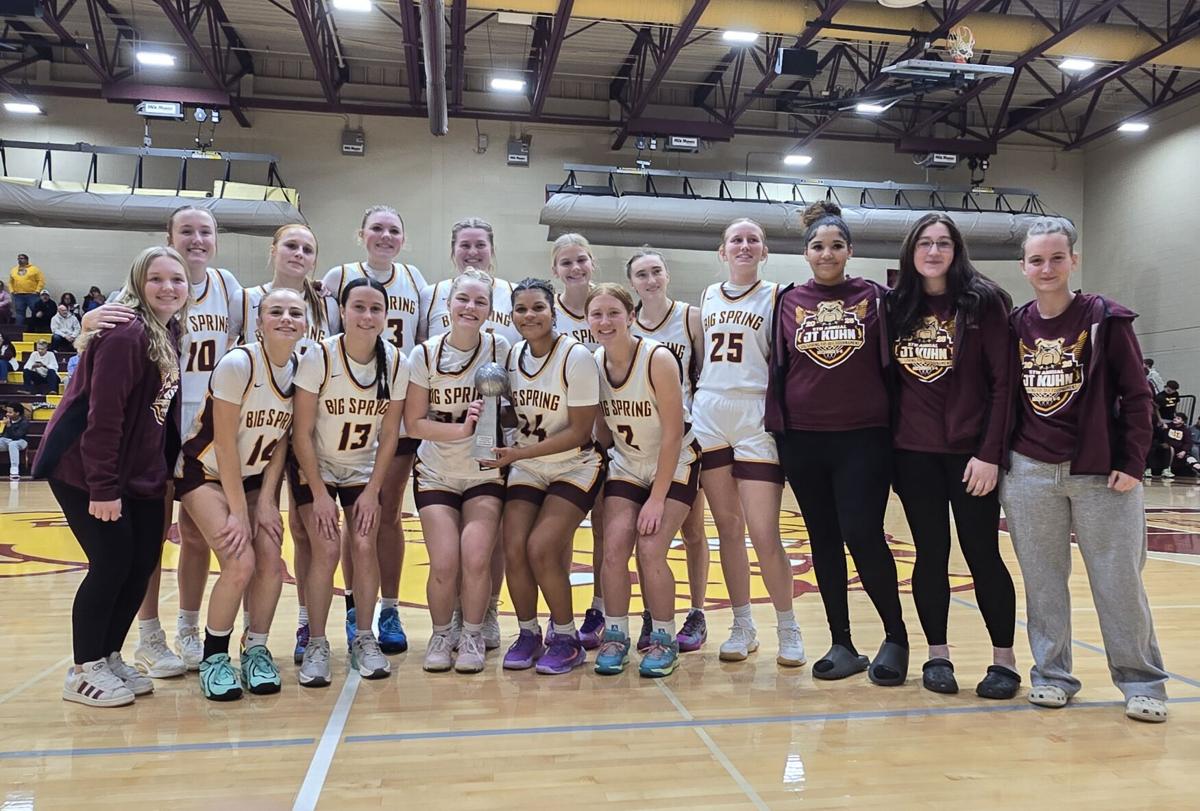 Big Spring girls basketball tops Hershey in tip-off thriller