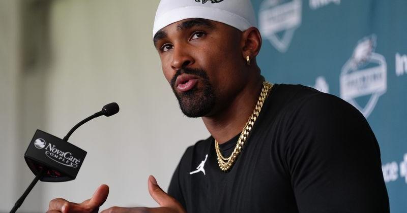 Jalen Hurts is set for his first media session of Eagles offseason