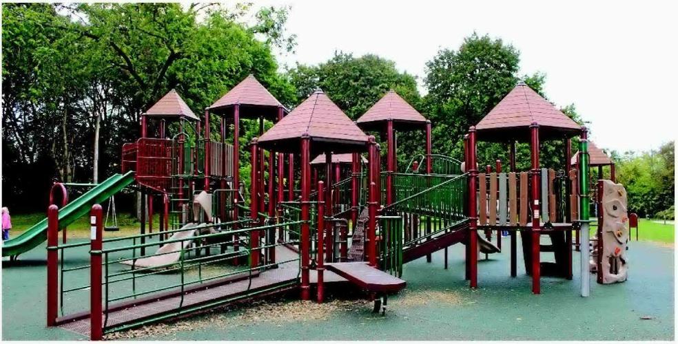 'DESTINATION PLAYGROUND'