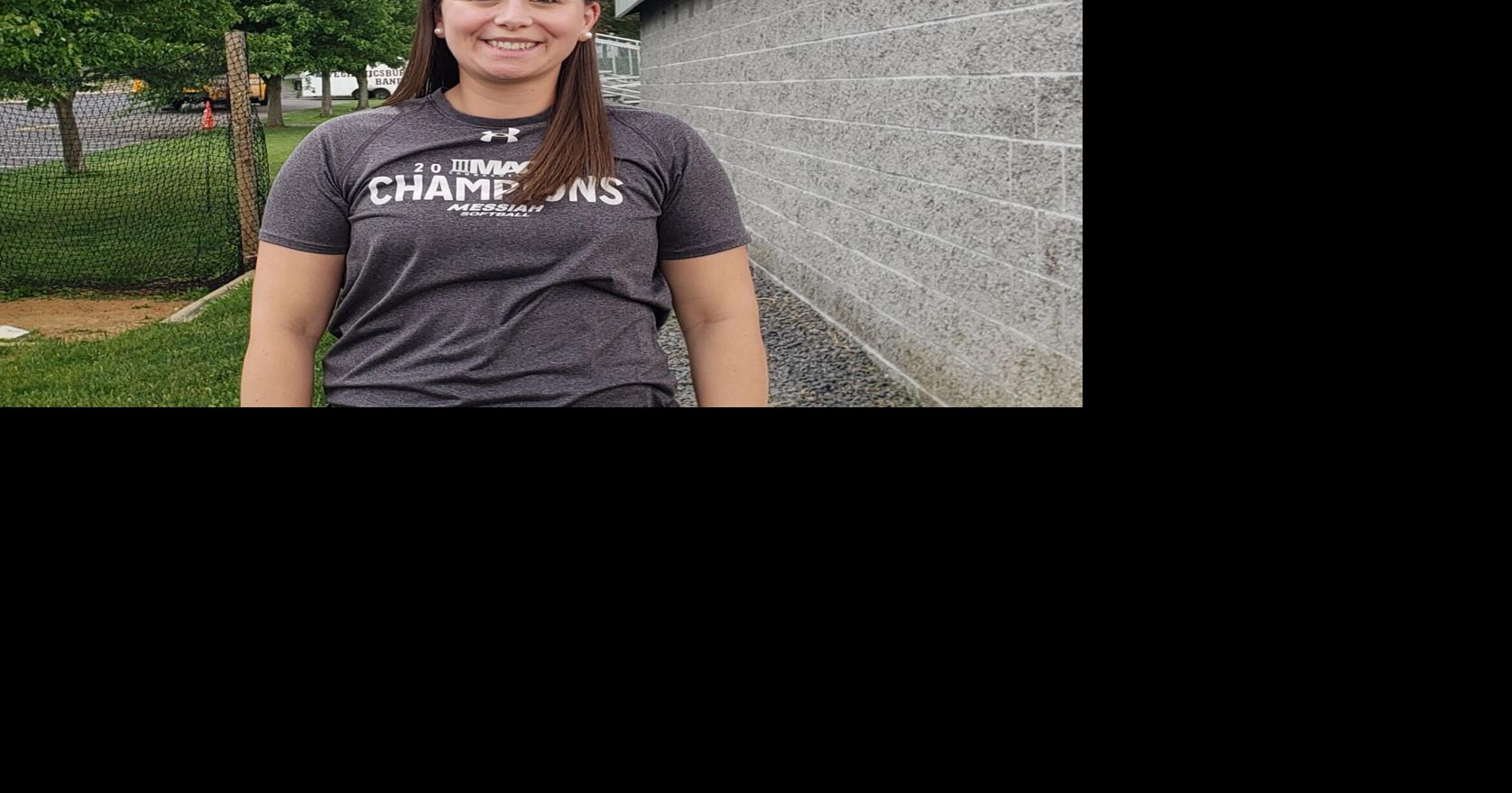 Mechanicsburg assistant coach Becky Marshall helps Wildcats find the ...