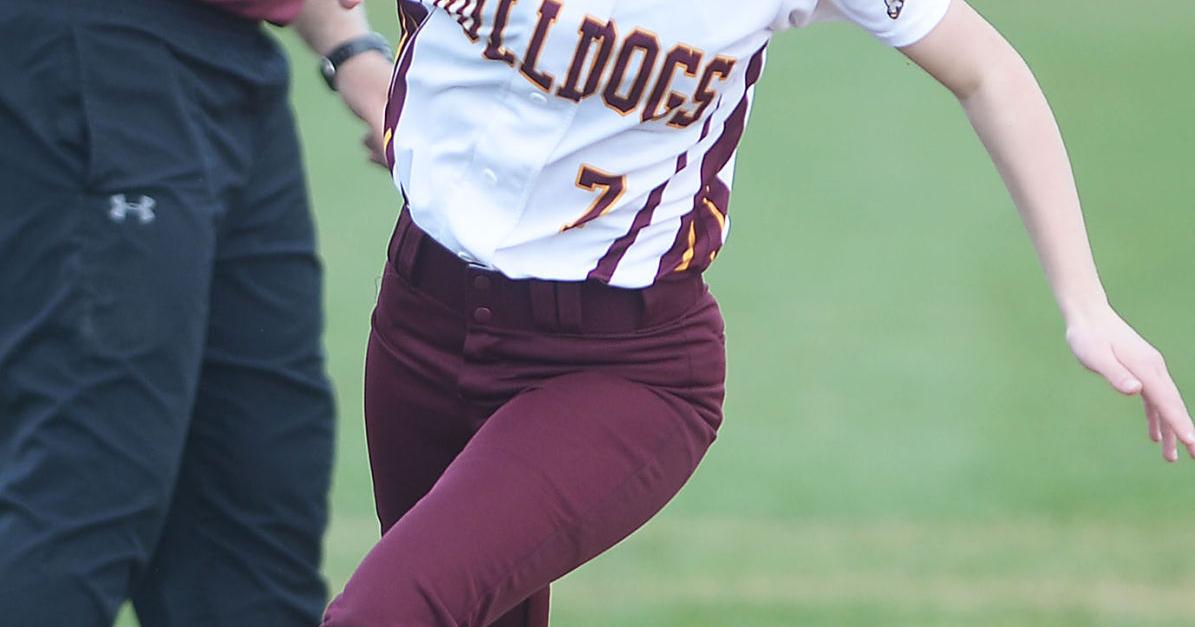 Big Spring softball barrels past Boiling Springs