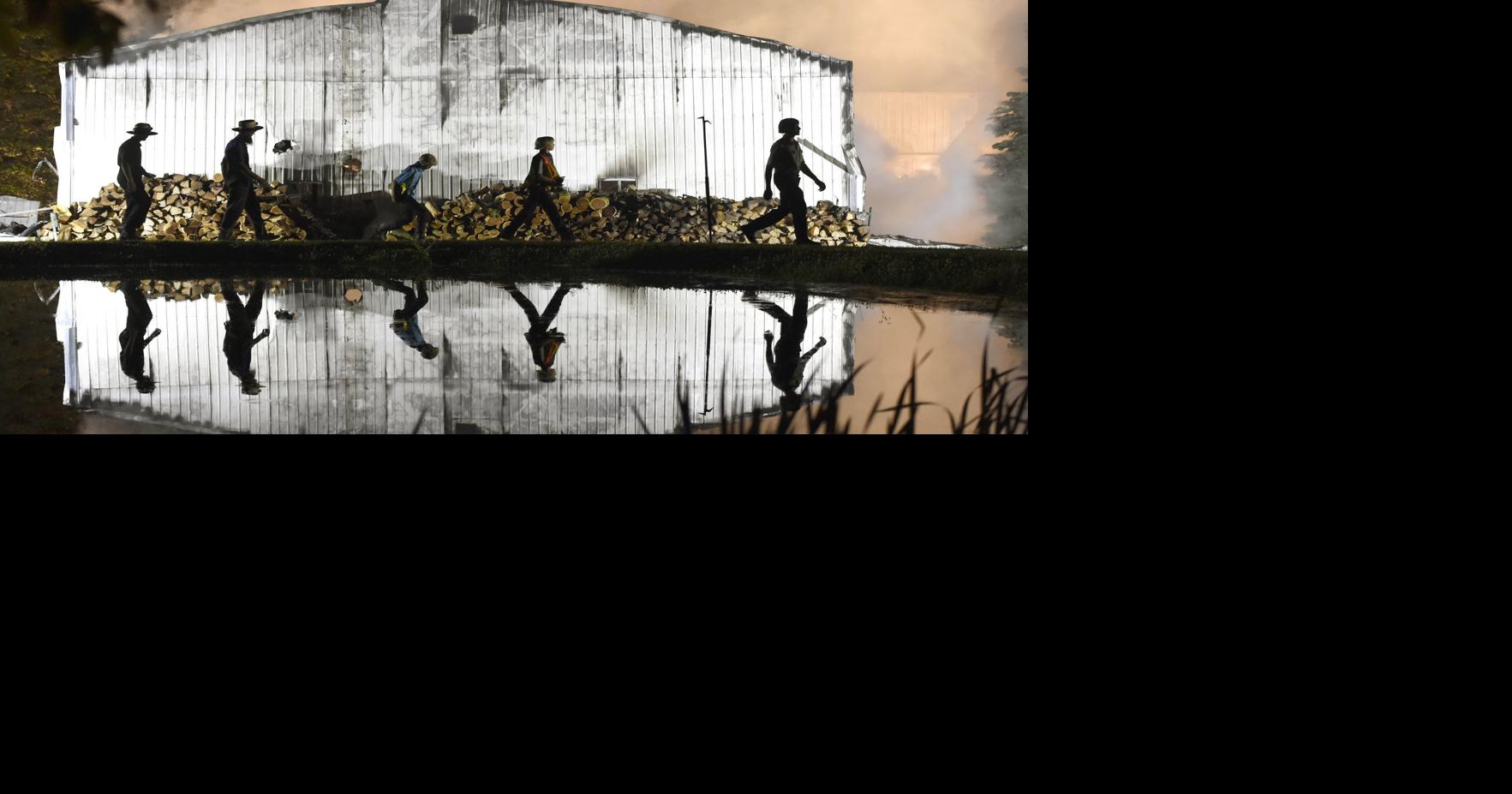 Fire destroys barn at popular Amish country produce stand in Lancaster ...