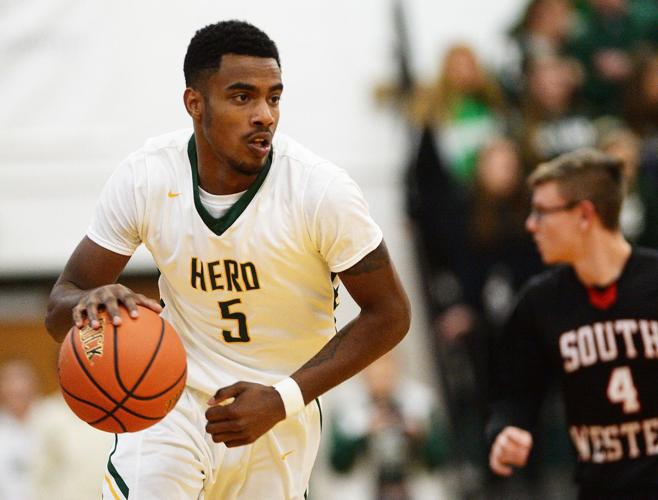 Carlisle's Barnes cousins combine for 55 points in 'C-minus' win over ...