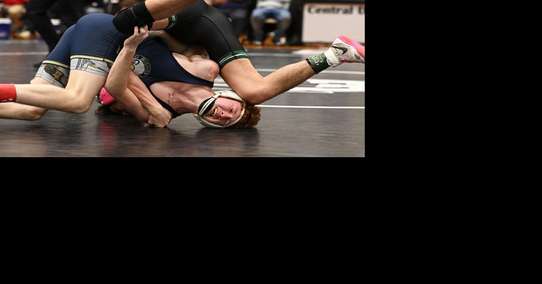 Trinity's Will Detar wins second district wrestling title