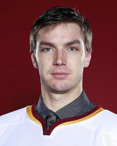 Phoeix Copley stands tall in net in Hershey Bears' win