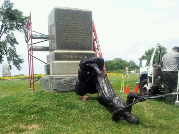 Famous Gettysburg statue damaged in storm Tuesday