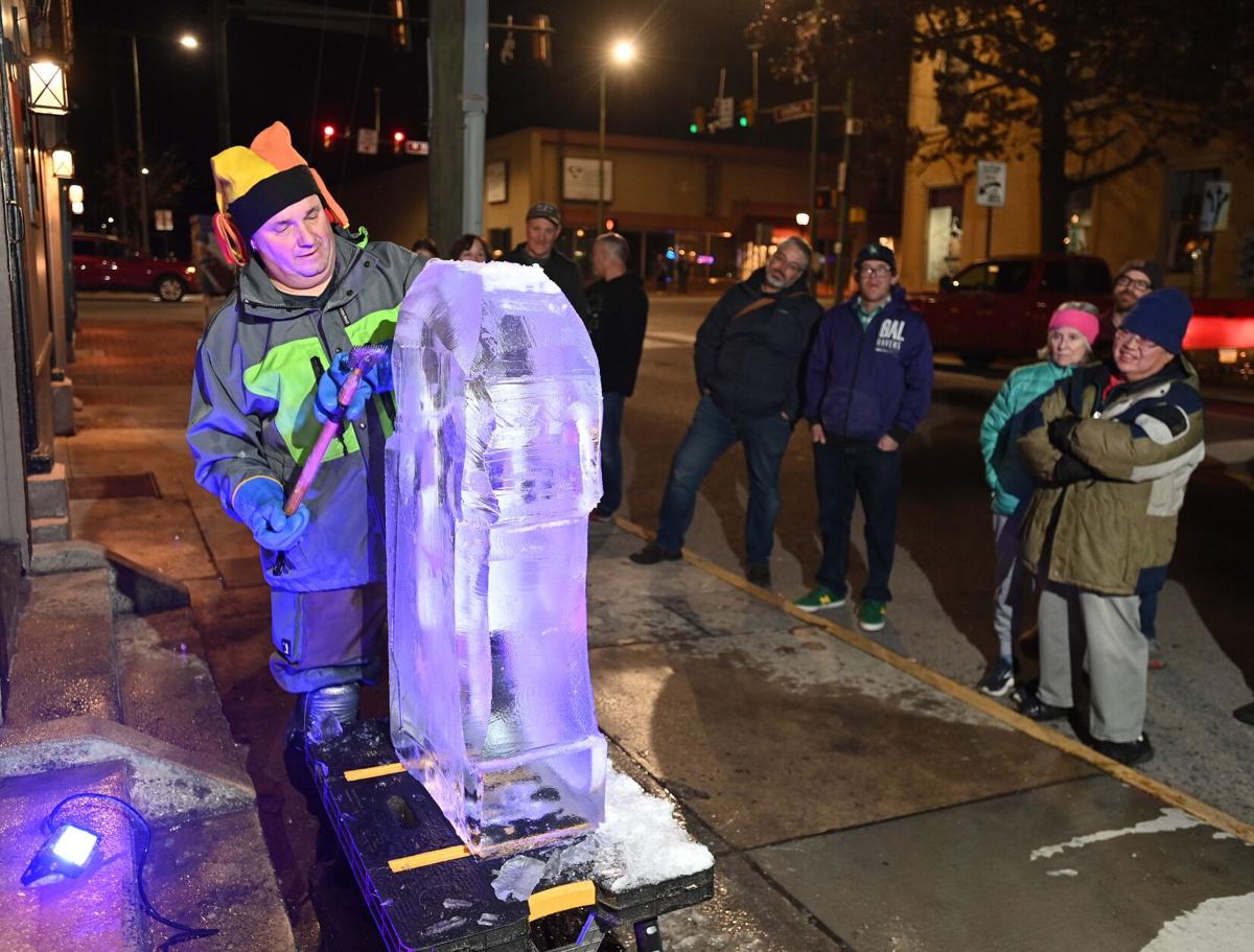Photos: Ice Sculpture Demonstration from Danny Kissel