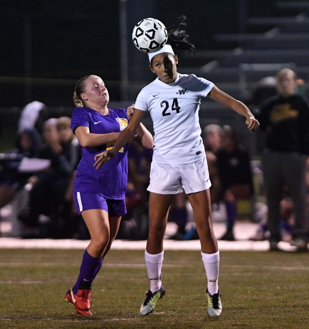 Maddie Hughes' penalty kick lifts unbeaten Boiling Springs girls over ...