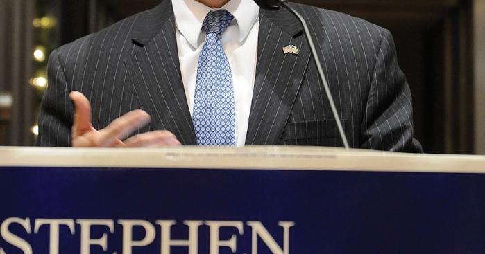 Stephen Bloom officially announces re-election plans