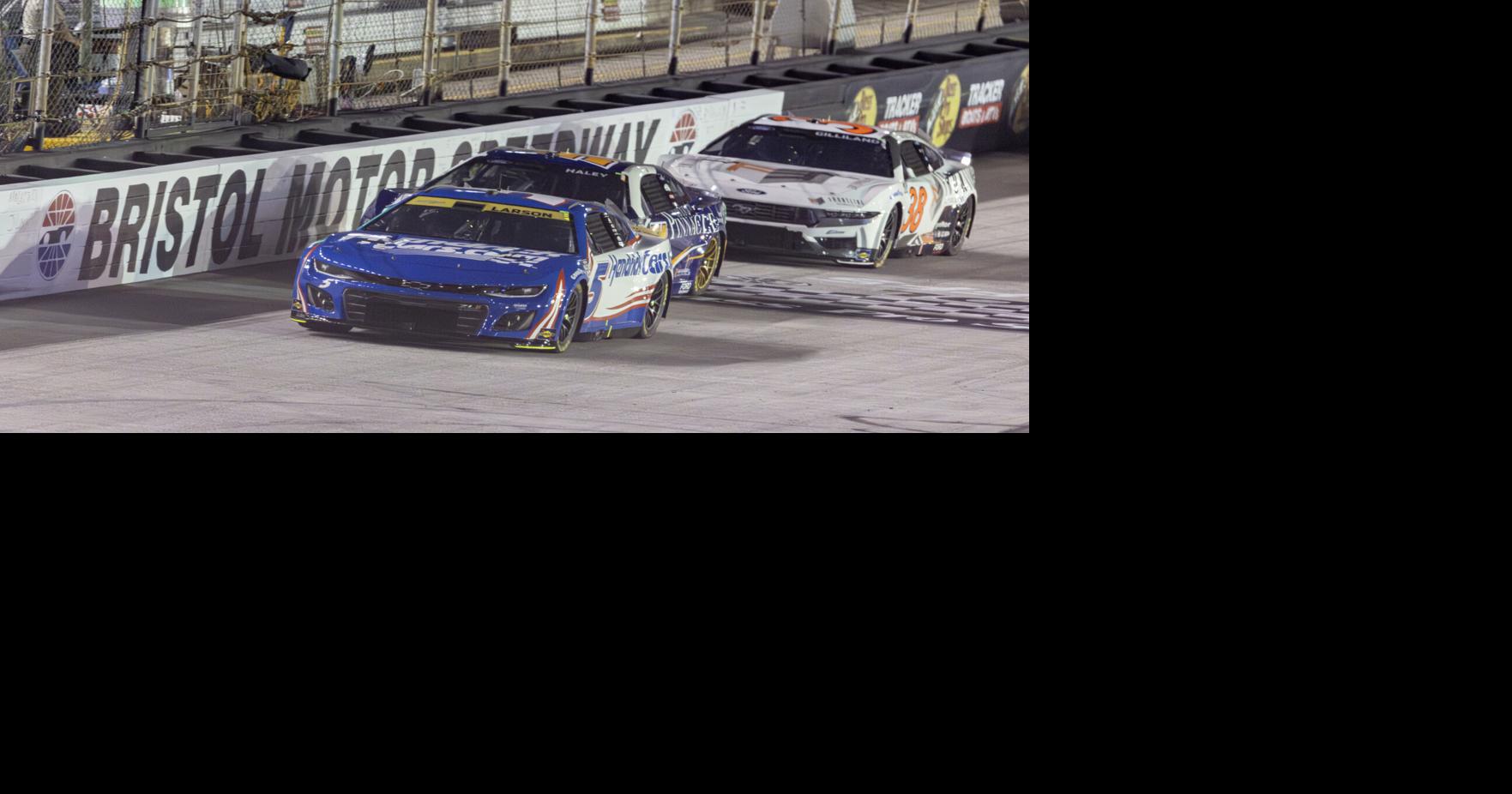 NASCAR Bristol Auto Racing