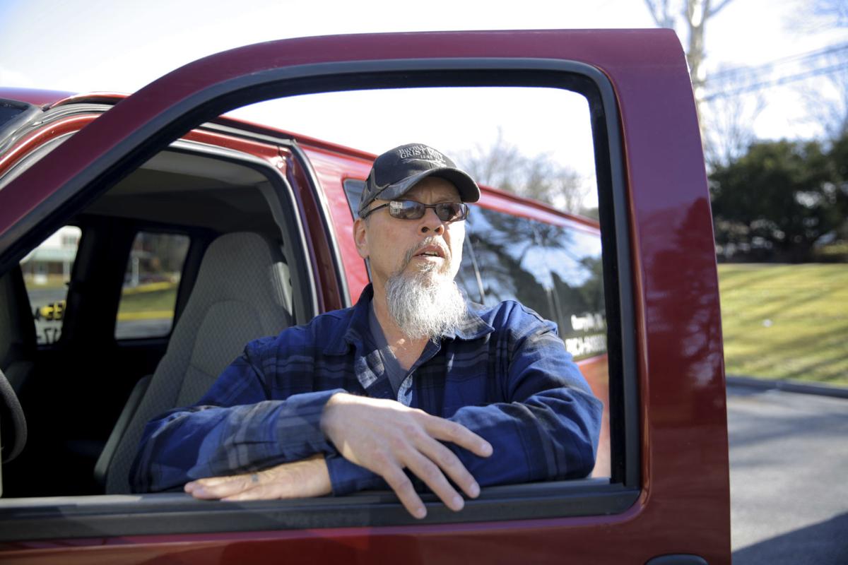 Drivers make a living 'haulin' Amish' in rural Pennsylvania