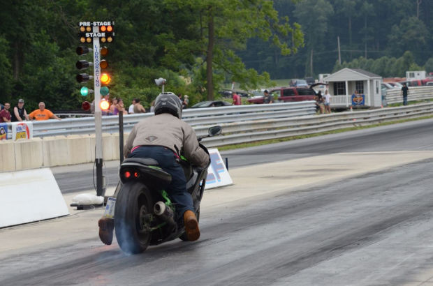 Racers choose their challenge as South Mountain Raceway opens