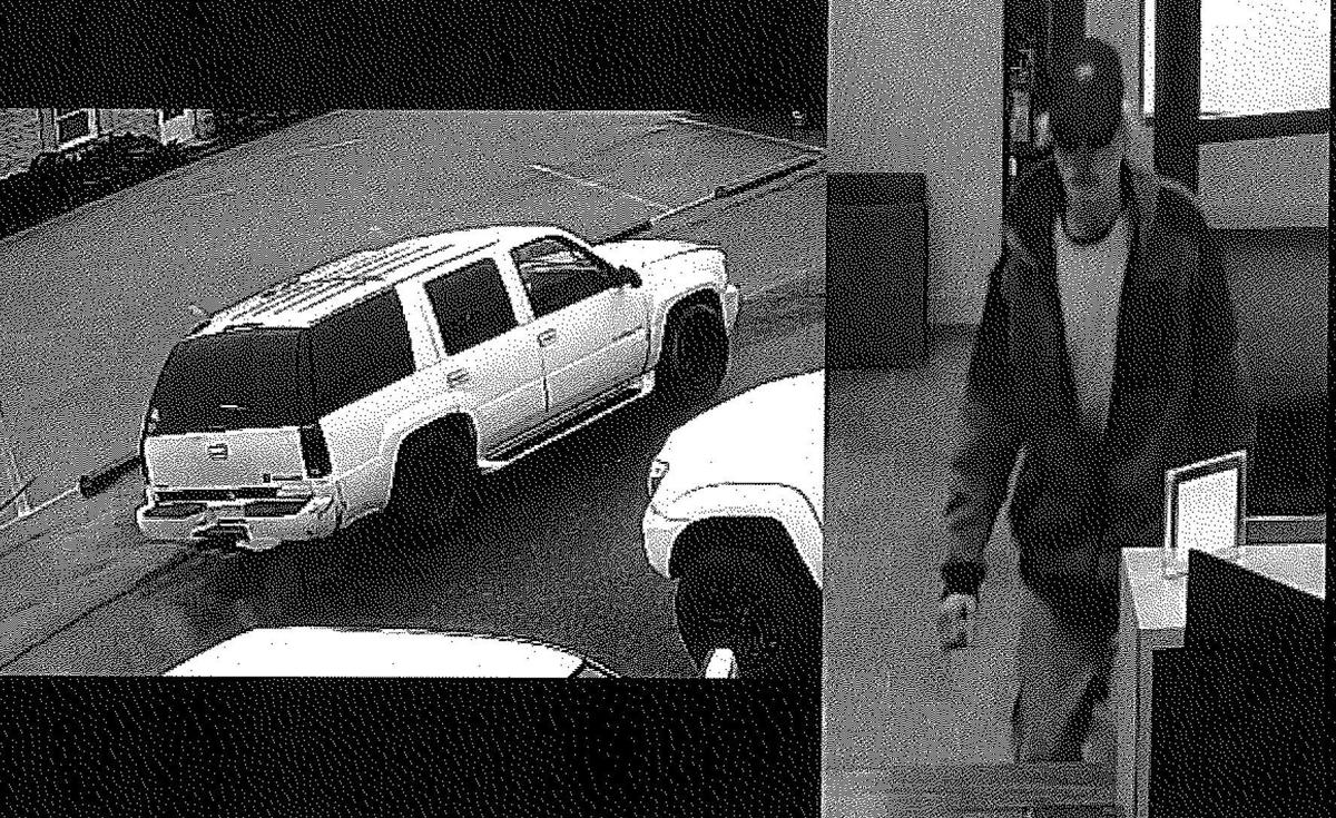 Hampden Police investigate bank robbery Wednesday morning